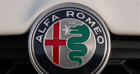 Du Rêve Au Cauchemar Il Achète Une Alfa Romeo Mais Ne Peut Pas La