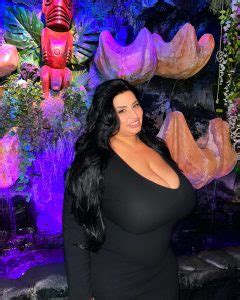 Who Is Sofia Rose Discover Her Bio And More
