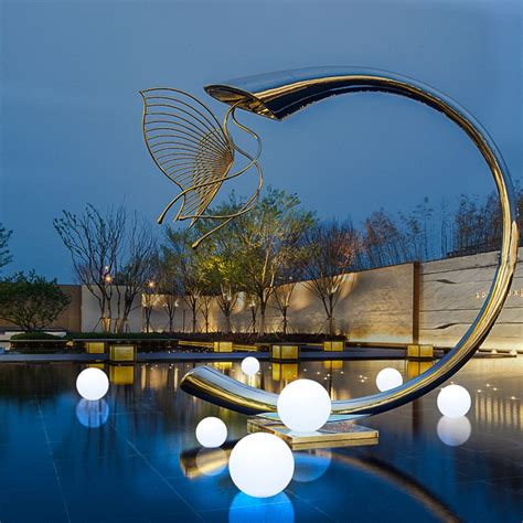 Holidynamics Dynamic Illumination RGB LED Orb Color Changing