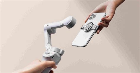 DJI OM 4 Smartphone Stabilizer with a Magnetic Mount - Newsshooter