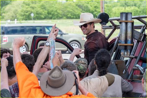 ‘twisters Trailer Glen Powell And Daisy Edger Jones Star In ‘twister