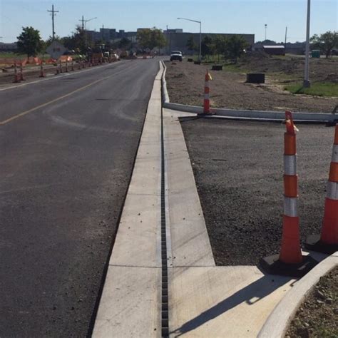 Road And Highway Trench Drains I Usa I Ericsons Dura Trench