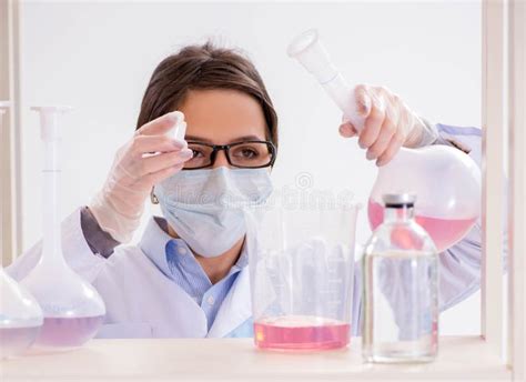 Female Chemist Working In Hospital Lab Stock Image Image Of Glass Chemist 208509765