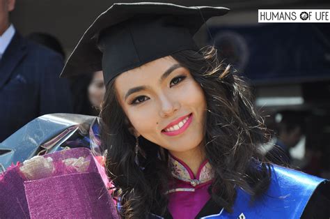 Агшин 2016 2017 оны хичээлийн жилийн төгсөлтийн баяр дээр төгсөгчдөө