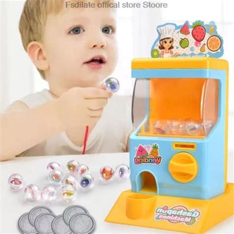 Cute Gashapon Machine Play House Candy Game Machine Candy Ball Grabbing
