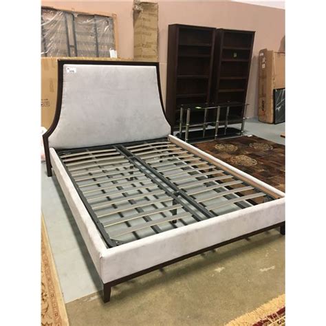 Queen Size Bed Headboardfootboard And Rails Able Auctions