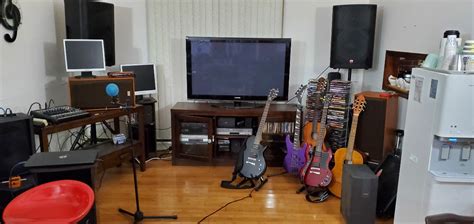 기타 앰프 드럼세트 피아노 등등