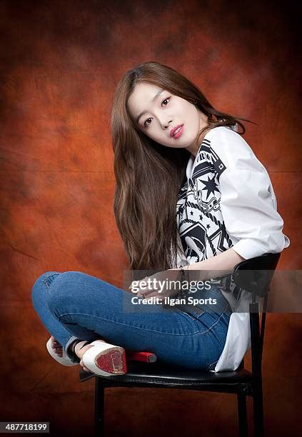 Han Sun Hwa Photos And Premium High Res Pictures Getty Images