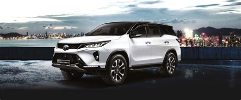 Toyota Fortuner 2 8 Vrz A T 4x4 Carbook