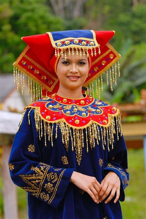 Bundo Kanduang Negeri Sembilan Pakaian Tradisional Minangkabau