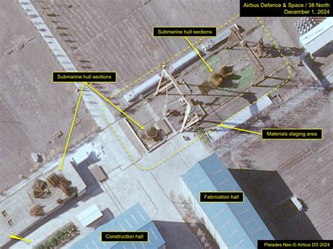 Sinpho South Shipyard The Sinpo C Ssb Repositioned In Drydock During Extended Stay 38 North