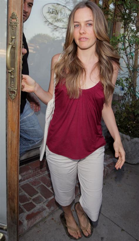 Alicia Silverstones Feet