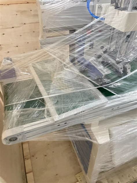 브레이크 패드 자동 스크린 인쇄 기계가 터키 고객에게 배송됨