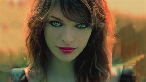 Fondo De Pantalla De Milla Jovovich Ultravioleta