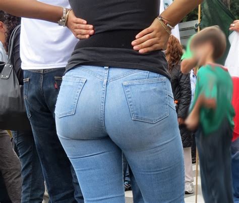 Most Perfect Ass Milf In Ultra Tight Jeans