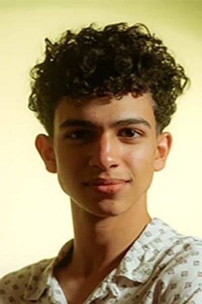 Hamza Diab About Entertainment Ie