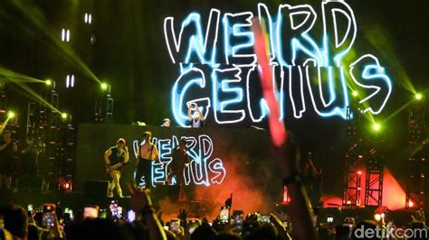 Lirik Lagu Glorious Weird Genius Soundtrack Piala Dunia U 20