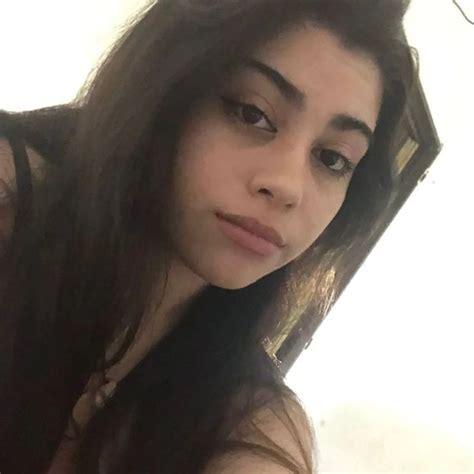 𝔤𝔦𝔰𝔢𝔩𝔩𝔢 Yipibordi On Threads