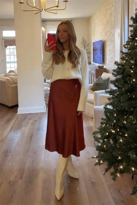 Elevate Your Thanksgiving Style With These 20 Trendy Thanksgiving