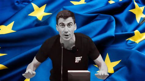 На автостоп до Страсбург и стрийм от пленарната зала Един инфлуенсър в