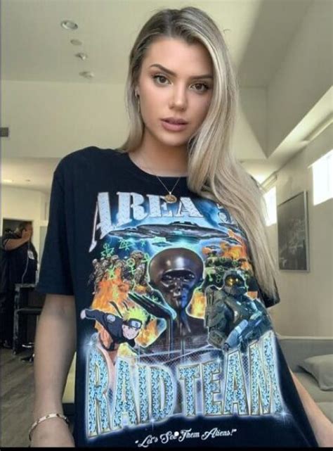 Alissa Violet Height Weight Age Net Worth Dating Bio Facts