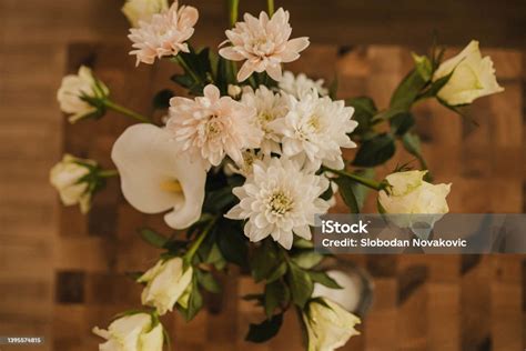 하우스 홈 정문 가을 추수 감사절 장식 컨트리 스타일 소박한 화환 0명에 대한 스톡 사진 및 기타 이미지 0명 결혼식