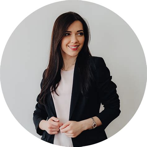 Bindiya Savani Medium