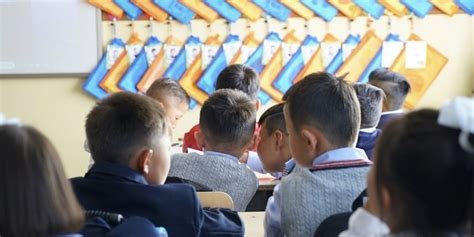Л Энх Амгалан Ирэх оноос бага ангийн сурагчид хүнд цүнх үүрэх шаардлагагүй болно Hunnu Mn
