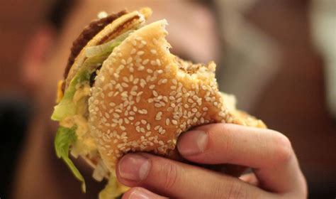 გემრიელი ბუტერბროდის 3 რეცეპტი რომელიც ბორშს იდეალურად უხდება