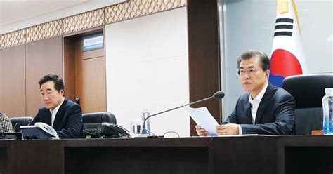 文대통령 과도한 대응땐 우발충돌 아베 北 지원할 때입니까