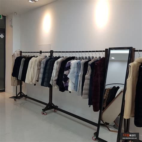 모피용 케어라벨 프린터 세탁라벨 출력 및 이중스티커 가격택 라벨 출력이 가능한 소형 라벨프린터 추천제품 경기도 일산시 라벨