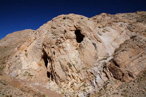 Миний Монгол Баянхонгор аймаг Баянлиг сум Цагаан агуй