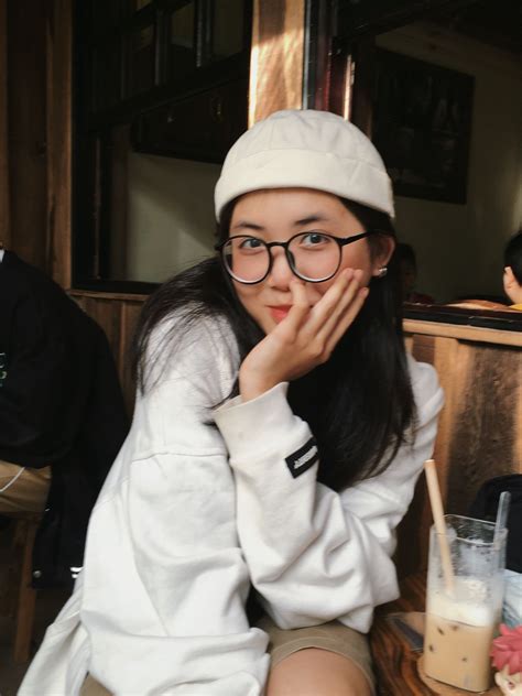 Ghim C A Trang Uy N Tr N Trang Uy Nnnnnnnnn Con G I