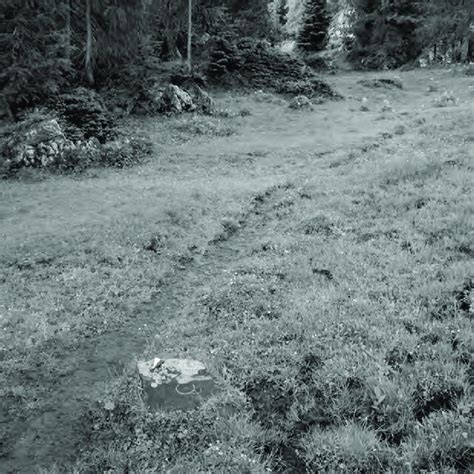 2 Compass Made Single Circle Slab And Its Locational Context Credits