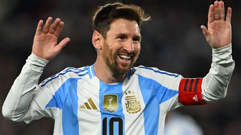 Ex Argentina Star Saw Lionel Messi Do Crazy Things And Considers Inter