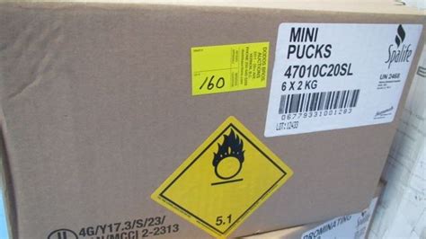 New Case Of 6 X 2 Kg Of Mini Pucks