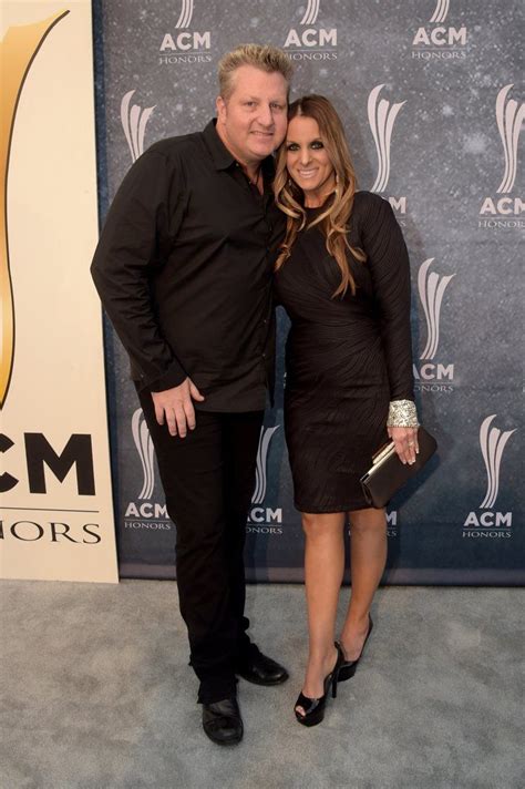 Rascal Flatts Lead Singer Wife