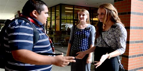 Lds Sister Missionaries Teaching