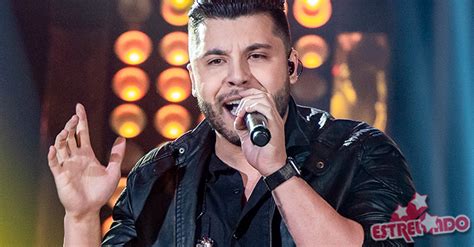 Murilo Huff E Nicole Melo Curtem Férias Em Fernando De Noronha E