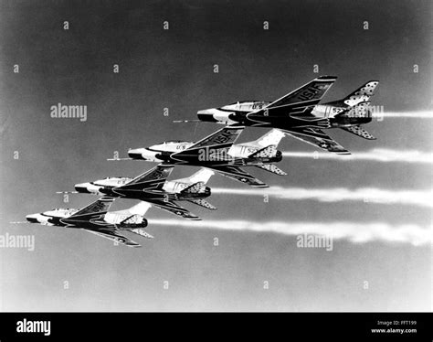 Thunderbird Display 1961 Na U S Air Force Thunderbird Squadron Of F