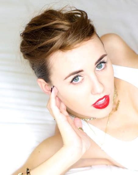 Funny Look Alikes Miley Cyrus