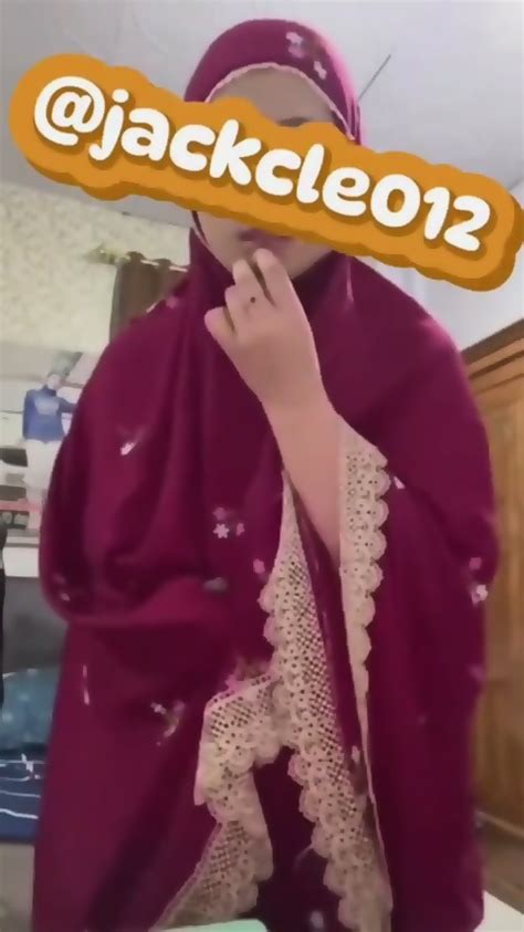 Parah Habis Sholat Bu Salsa Lanjut Show Tetek