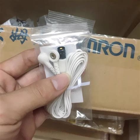 อุปกรณ์นวด Omron F021 F022 F020 F013 และอุปกรณ์เสริมบอร์ดเก็บสายไฟแบบอิเล็กโทรดดั้งเดิมอื่นๆ