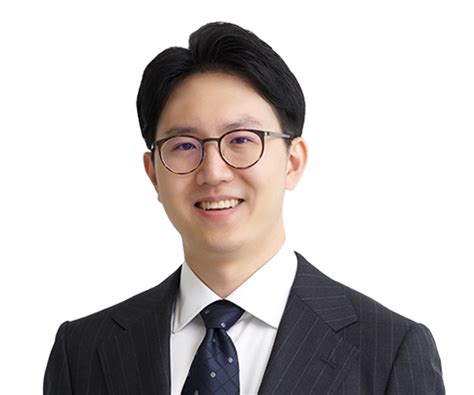 Shuting Zhao Litigation Associate Based In Singapore Carey Olsen