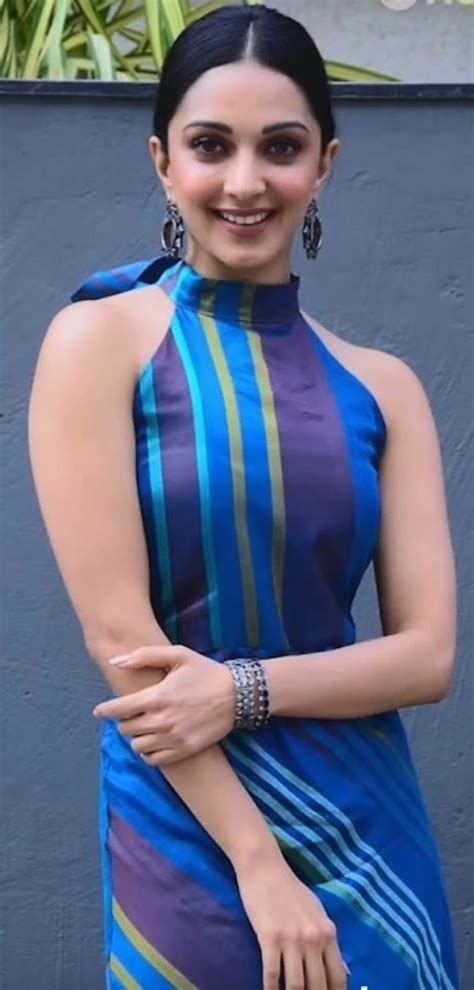 Kiara Advani Scrolller