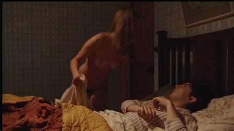 Naked Capucine Delaby In Un Souvenir