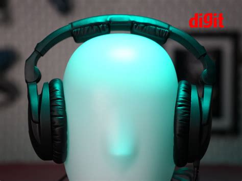 Sennheiser HD 300 PRO Review : For the professionals on the go