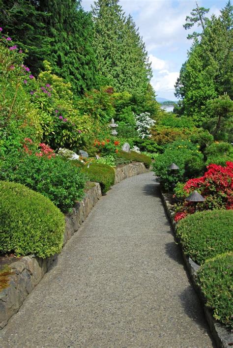Jardin Japonais Dans Les Jardins Butchart Image Stock Image Du 5875035