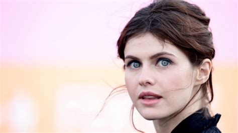 Are Alexandra Daddarios Eyes Naturally Blue