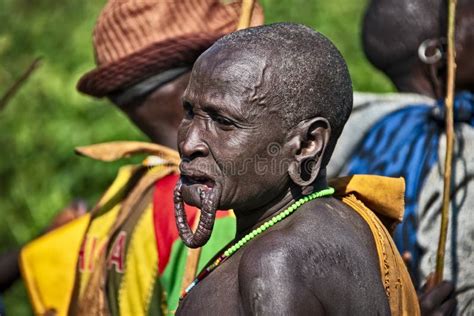 Women From The African Tribe Mursisurma Ethiopia Editorial